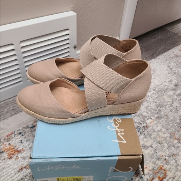 Life Stride | Shoes | Lifestride Wedges | Poshmark